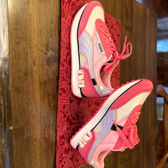 Puma | Shoes | Puma Future Rider Nail Glam Us Size 5 | Poshmark